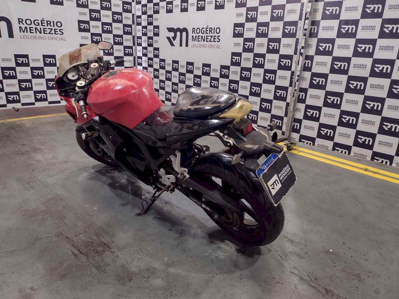 MOTO KASINSKI COMET 250R 2011/2011 GASOLINA | Rogério Menezes